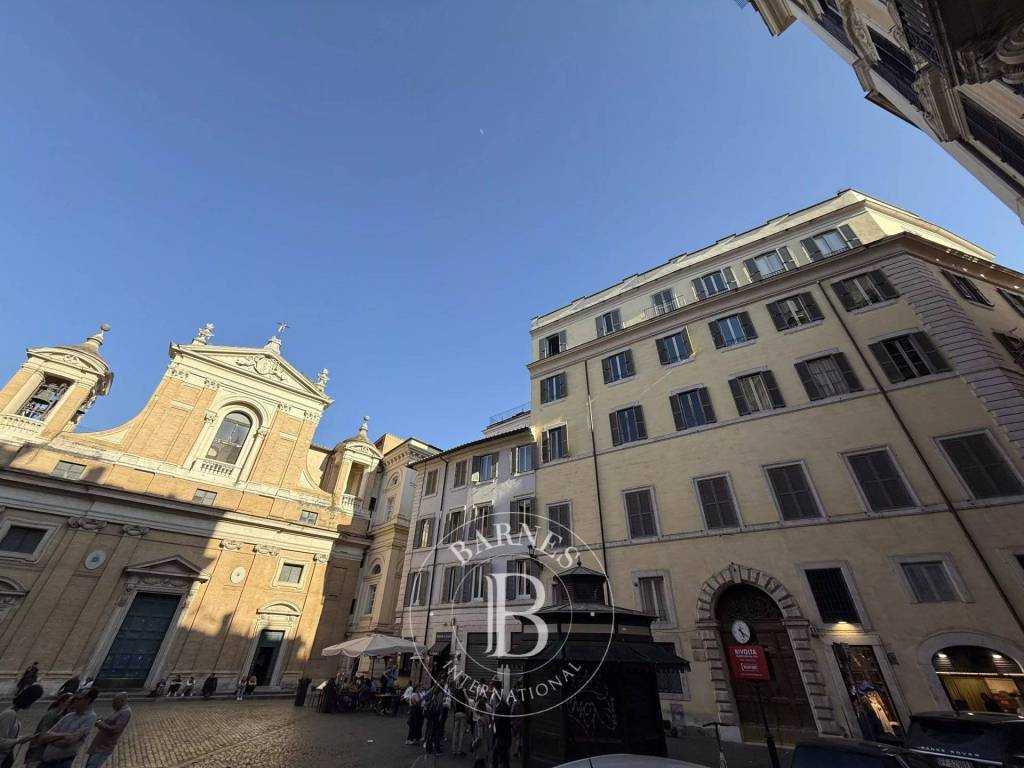 Oficina - Despacho piazza Capranica, Roma, Ref. 119733246 - Immobiliare.it