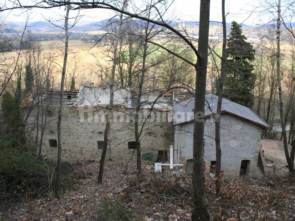 Vendita Casale in Strada Ponte Rio Ponte Pattoli Perugia. Da ...