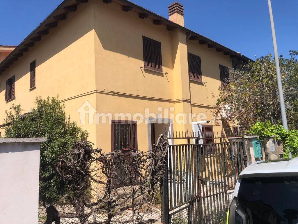 Vendita Appartamento Roma. Quadrilocale in via Gaetano Mazzoni. Ottimo ...