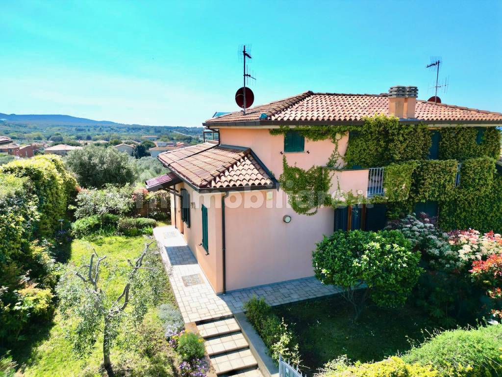 Vendita Villa bifamiliare in via Federigo Tognarini 3 San Vincenzo ...