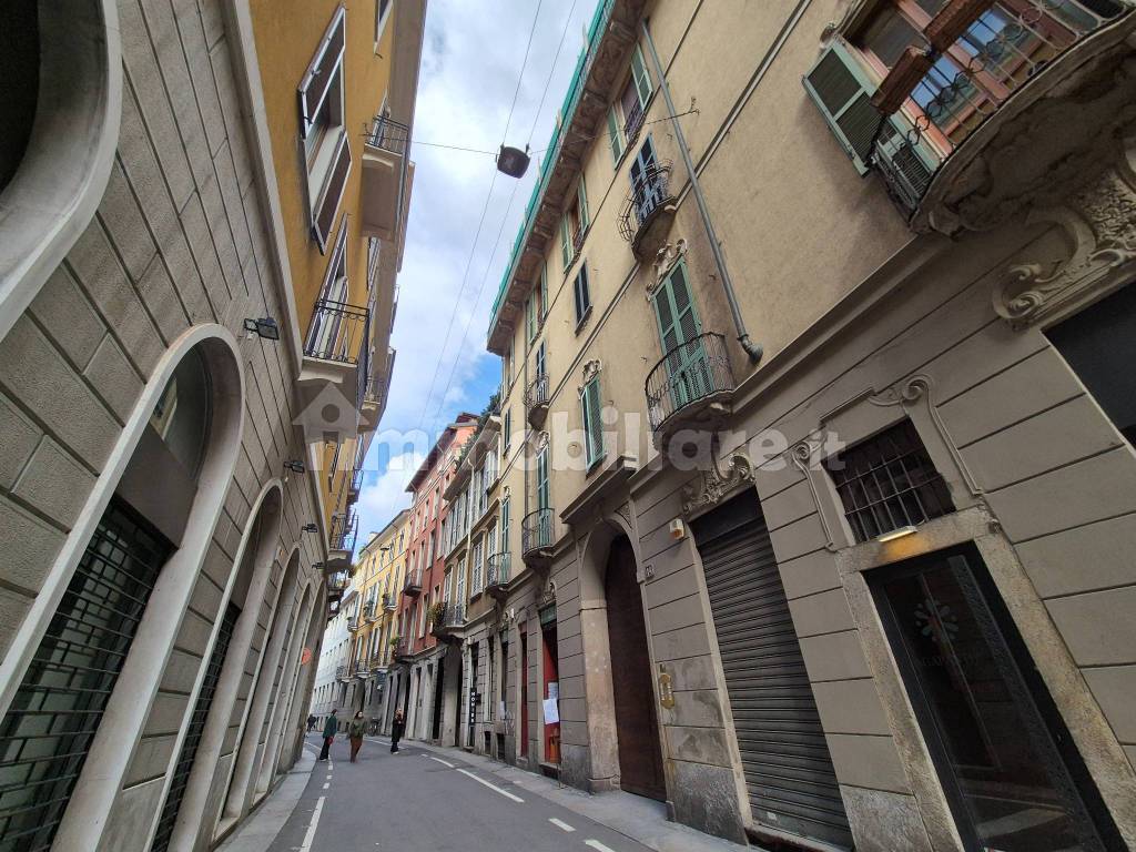 Locale commerciale via Cerva, Milano, Rif. 119762324 - Immobiliare.it