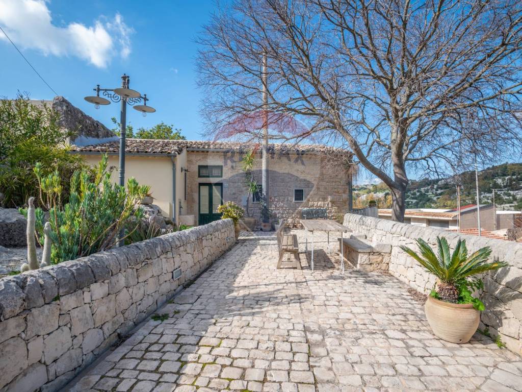 Vendita Terratetto unifamiliare in via San Benedetto da Norcia 81 ...