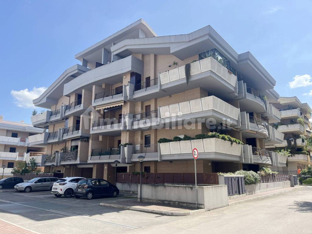 Affitto Appartamento Roma. Monolocale in via Passo del Turchino 16 ...