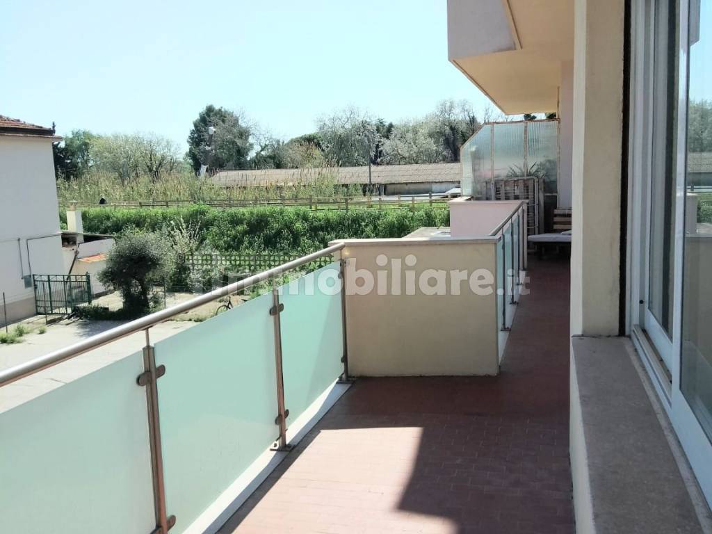 Vendita Appartamento Pescara. Trilocale in via del Circuito 231. Buono stato, primo piano, con ...