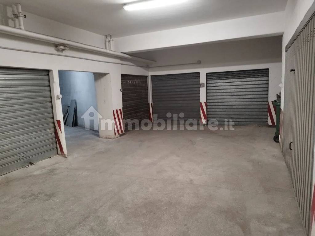 Garage - Box corso Europa San C., Avellino, Rif. 119794596 - Immobiliare.it