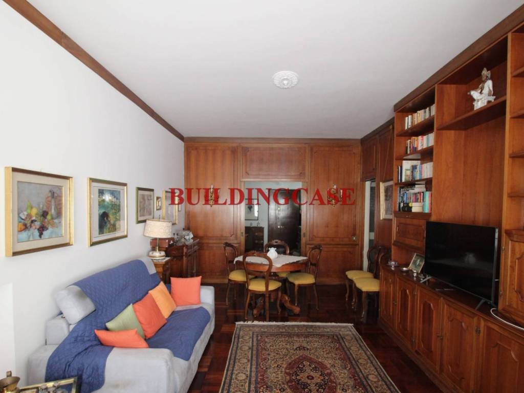 Vendita Appartamento Roma. Trilocale in via Mario Musco. Buono stato ...