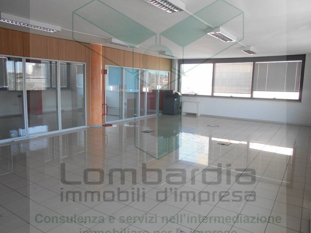 Ufficio - Studio Strada Statale del Sempione 272, San Vittore Olona, Rif. 119831872 - Immobiliare.it