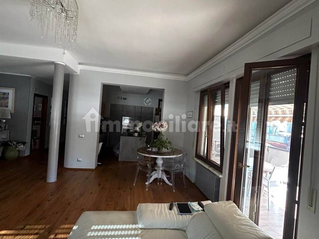 Sale Two-family villa Piombino. Excellent condition, parking space ...