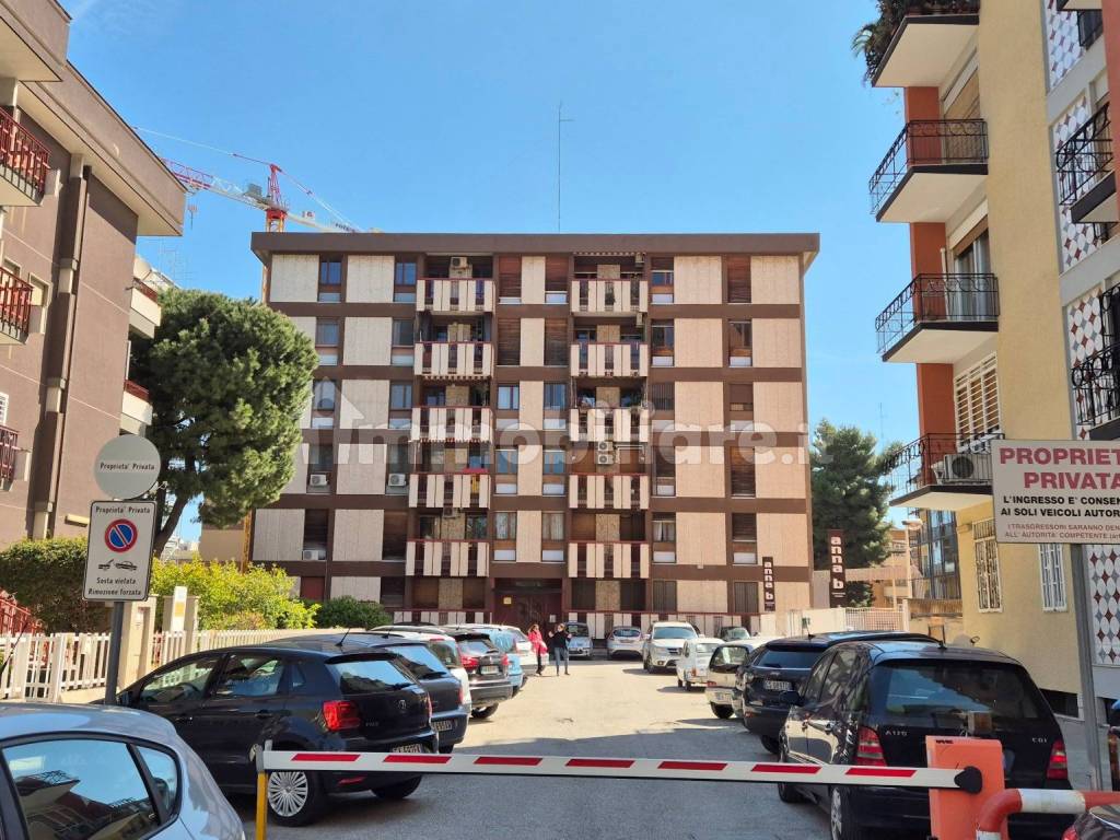 Vendita Appartamento in viale della Repubblica 60. Bari. Da ...