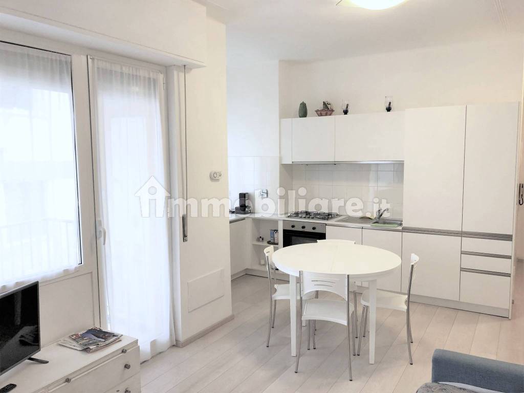 Affitto Appartamento Alassio. Quadrilocale in viale Daniel Hanbury 122 ...