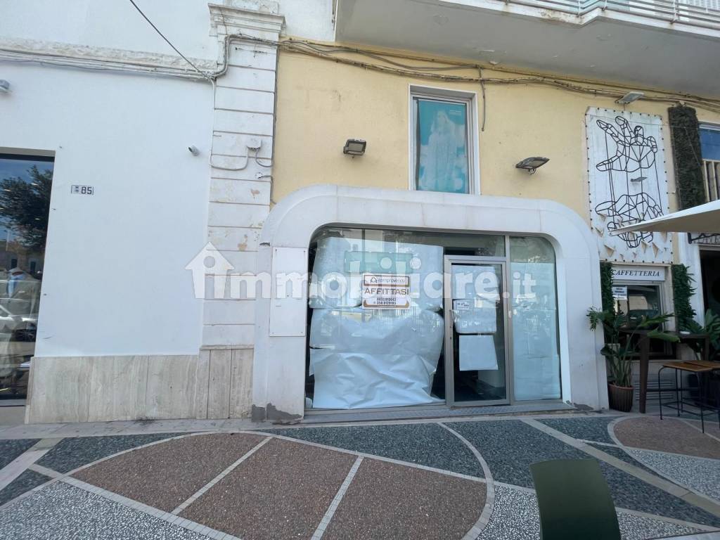 Locale commerciale corso Roma, Gallipoli, Rif. 119940050 - Immobiliare.it