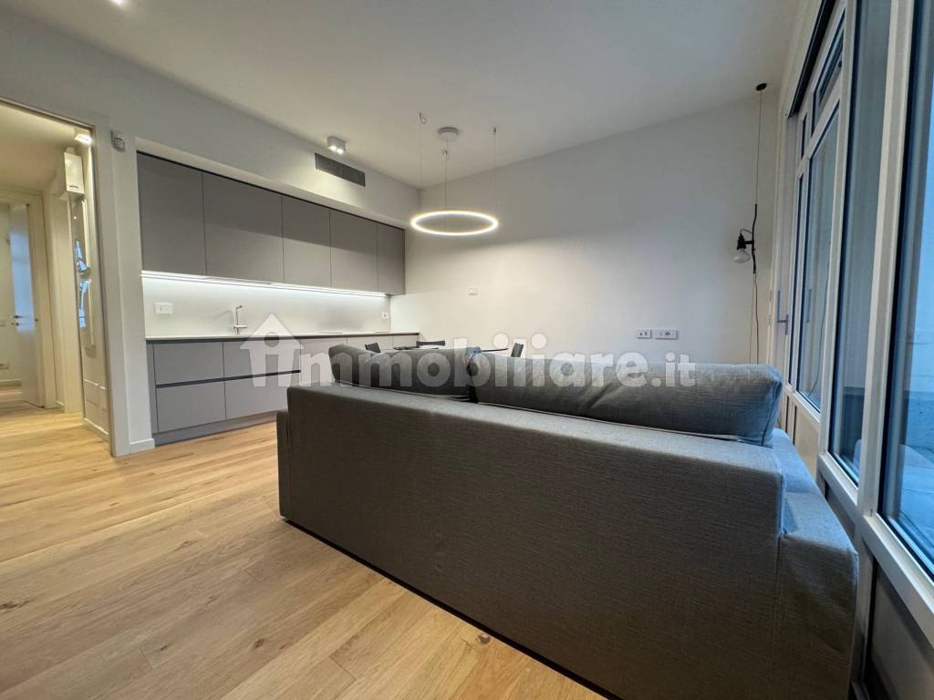 Rent Apartment Milan. 3-room flat in via Giorgio Vasari 5. New, first floor, parking space, with ...