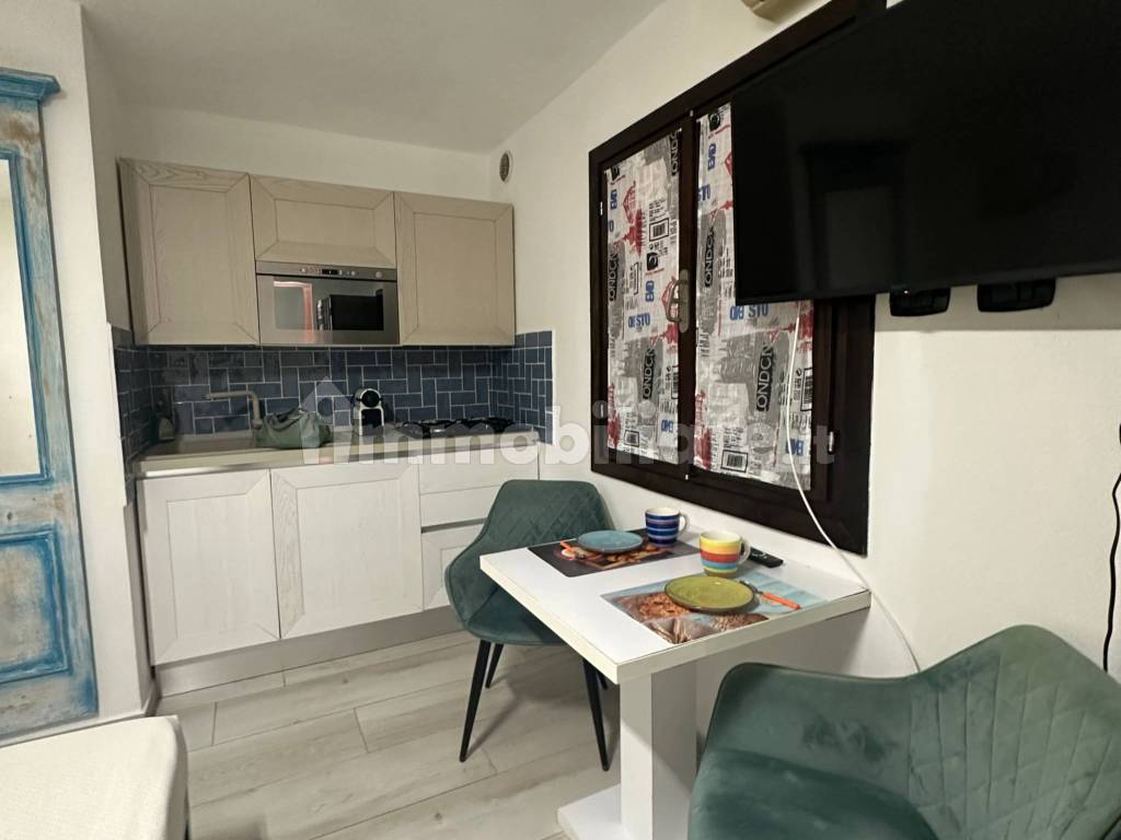 Affitto Appartamento Olbia. Monolocale in via Matta Poderada. Posto ...