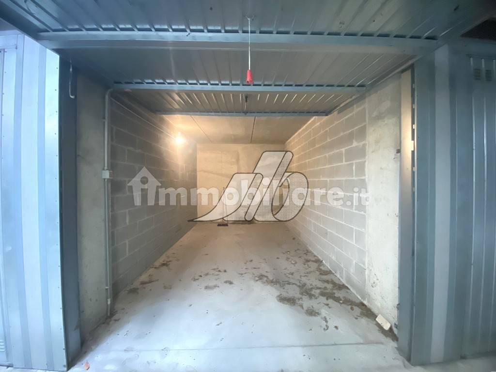 Garage - Box via Giuseppe Ungaretti 24, Senago, Rif. 119989956 ...