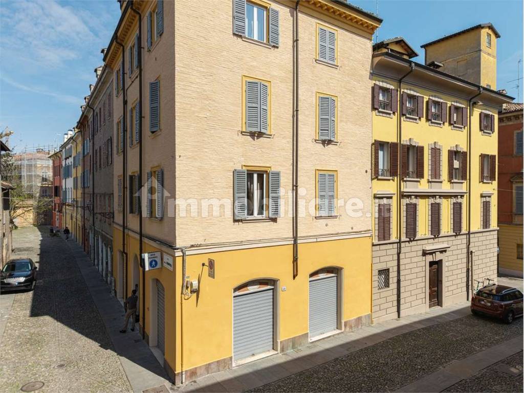 Palazzo - Edificio ottimo stato, Modena, Rif. 119991742 - Immobiliare.it
