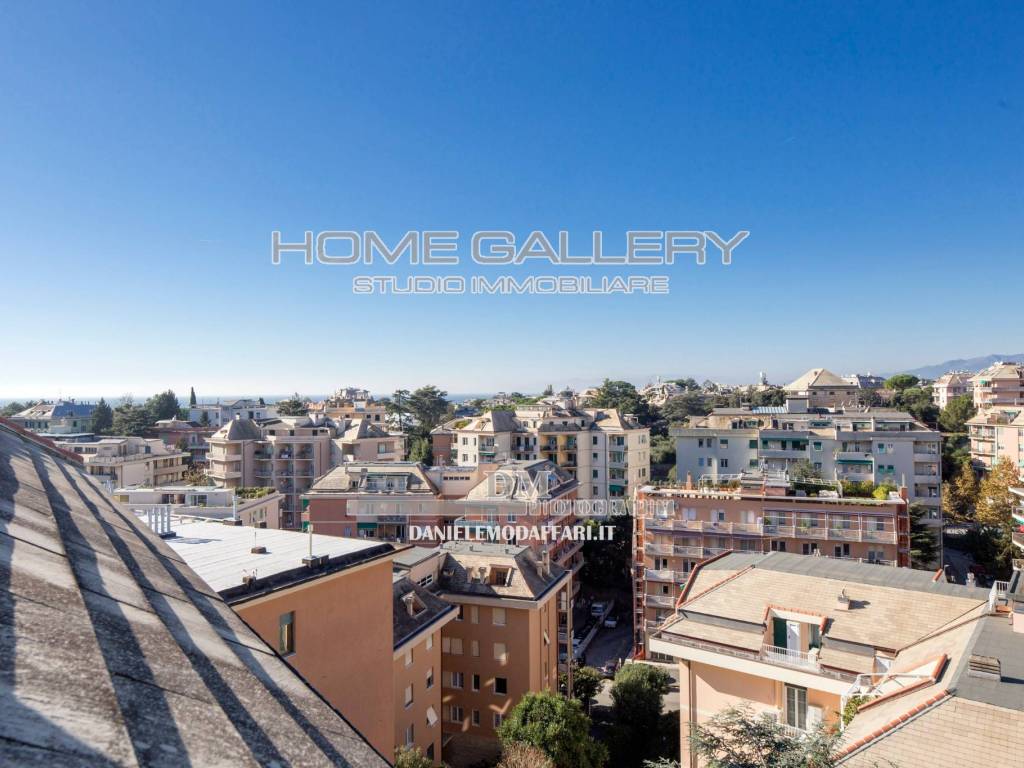 Vendita Appartamento in via Angelo Orsini. Genova. Buono stato, su più ...