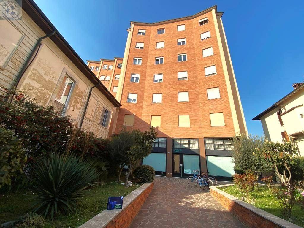 Vendita Appartamento Vimercate. Trilocale in via Camillo Benso Conte di Cavour 63. Da ...