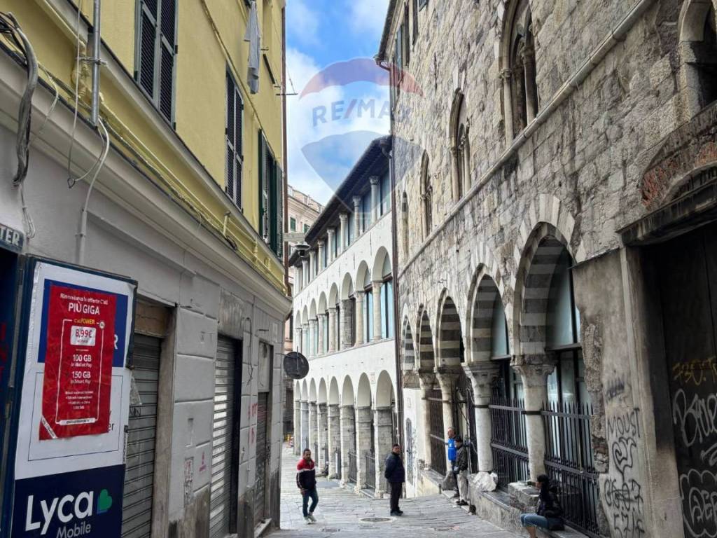 Locale commerciale via Di Pre' 184R, Genova, Rif. 120094626 ...