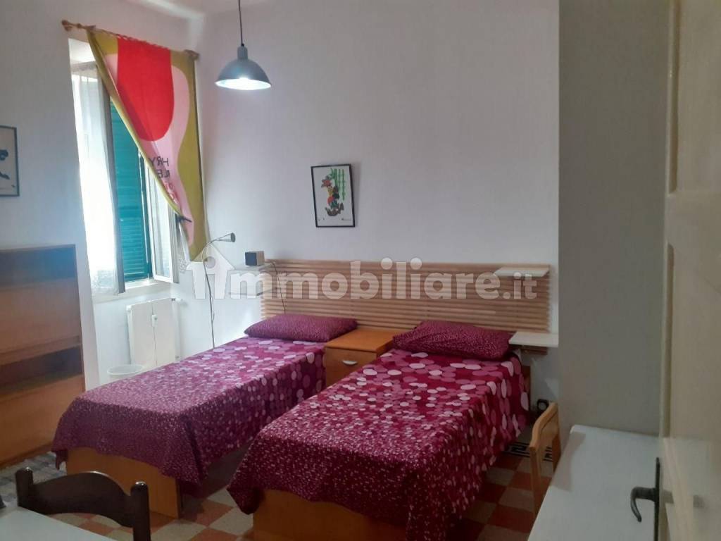 Single room for rent, single room rent via Adalberto 6 Bologna Rome