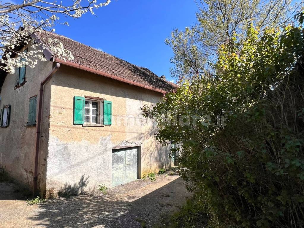 Vendita Villa unifamiliare in Località Marrona 9 Sassello. Buono stato ...