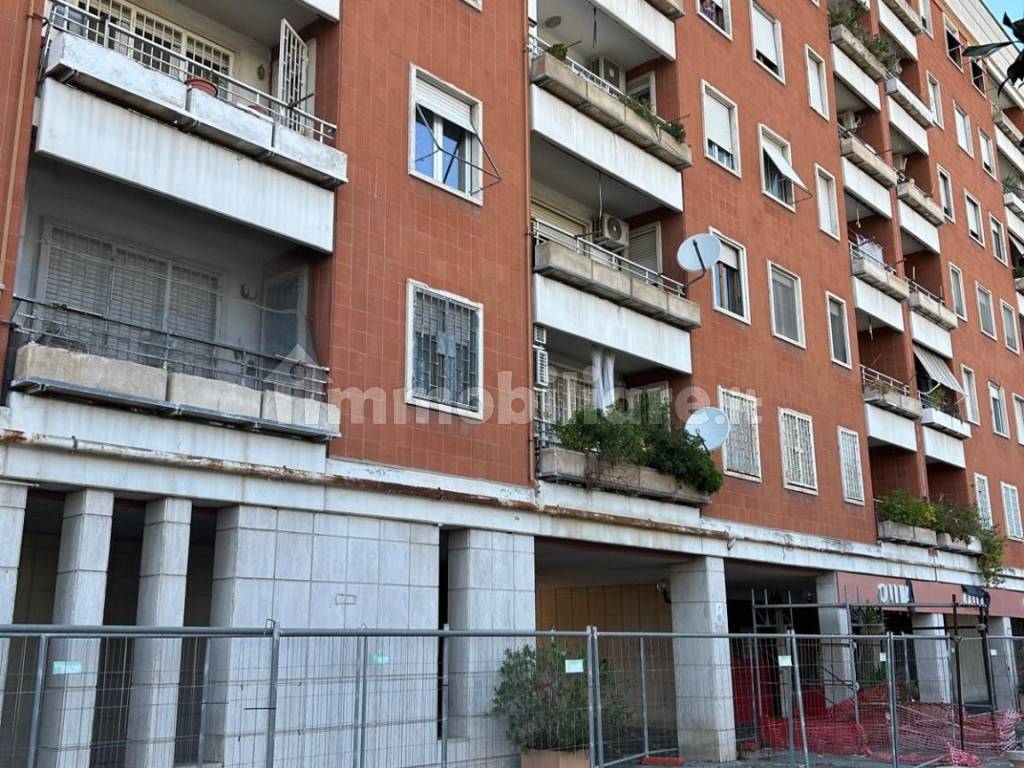 Vendita Appartamento Roma. Bilocale in via delle Vigne Nuove. Da ...