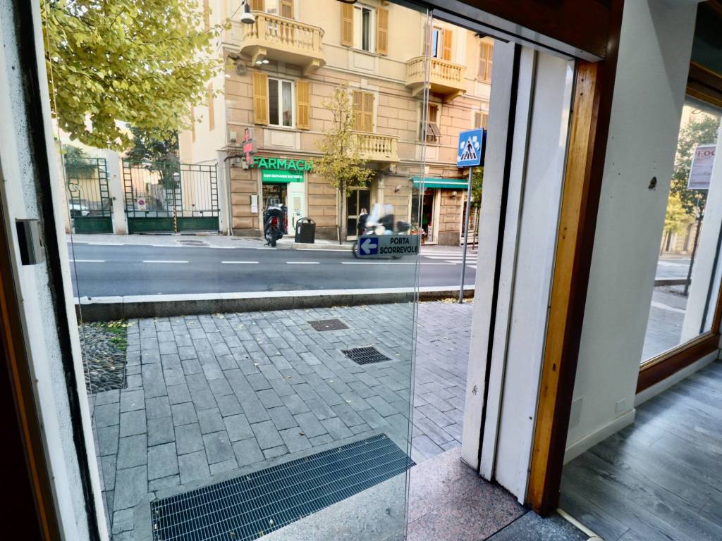 Locale commerciale viale Carlo Canepa, Genova, Rif. 120173674 ...