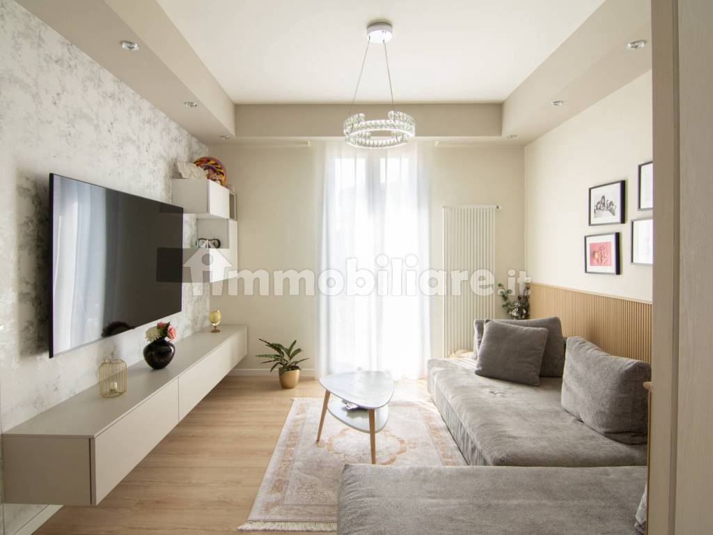 Vendita Appartamento in via Toscana 144. Bologna. Ottimo stato, primo piano, posto auto, con ...