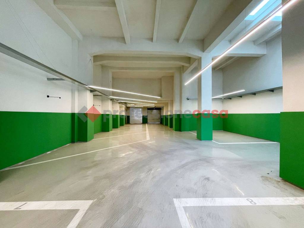 Posto auto - moto via Vittorio Emanuele Orlando, 60, Catania, Rif ...