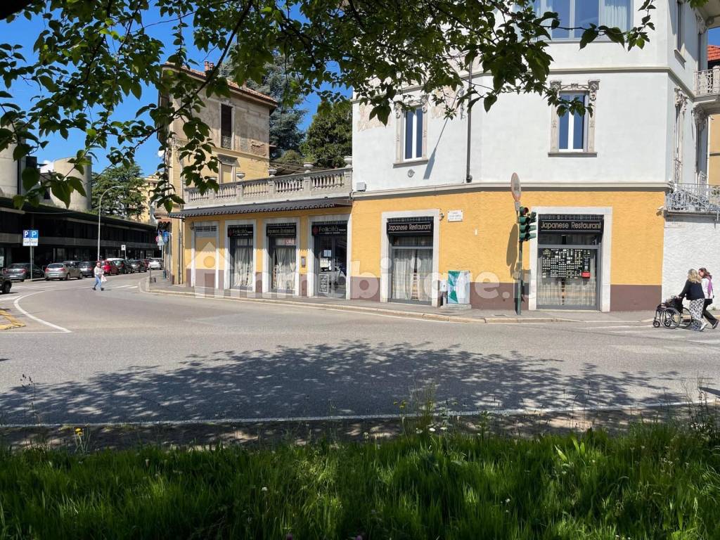 Locale commerciale via Carlo Carcano 1, Varese, Rif. 120187016 ...