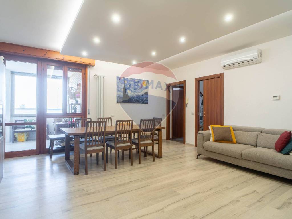 Vendita Appartamento Parma. Trilocale in via Orlando 17. Ottimo stato ...