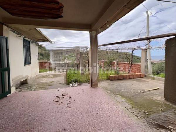 Asta per casa indipendente, ss.113 dir. località Tarantonio, Ortoliuzzo ...