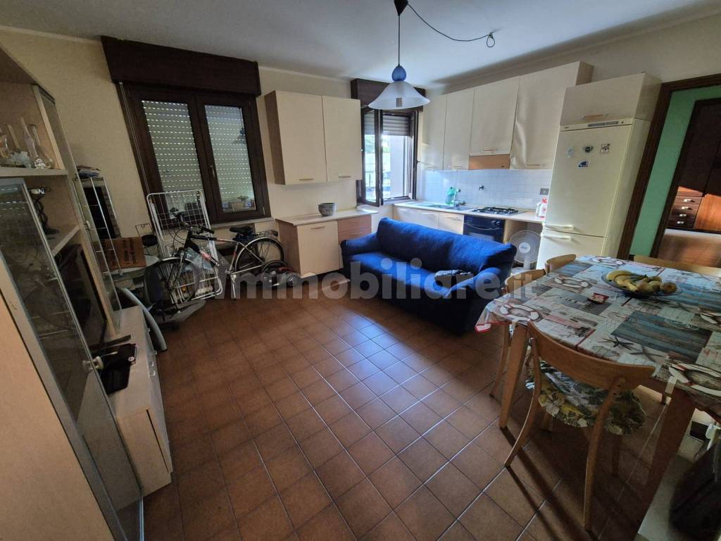 Vendita Appartamento Reggio Emilia. Bilocale in via Giuseppe Compagnoni ...