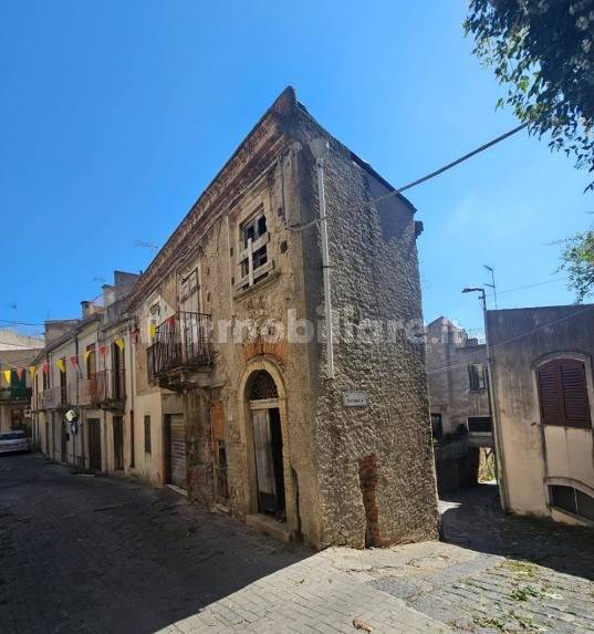 Asta per casa indipendente, via Umberto I, 94/100, 98041 Monforte San Giorgio Italia, Centro ...