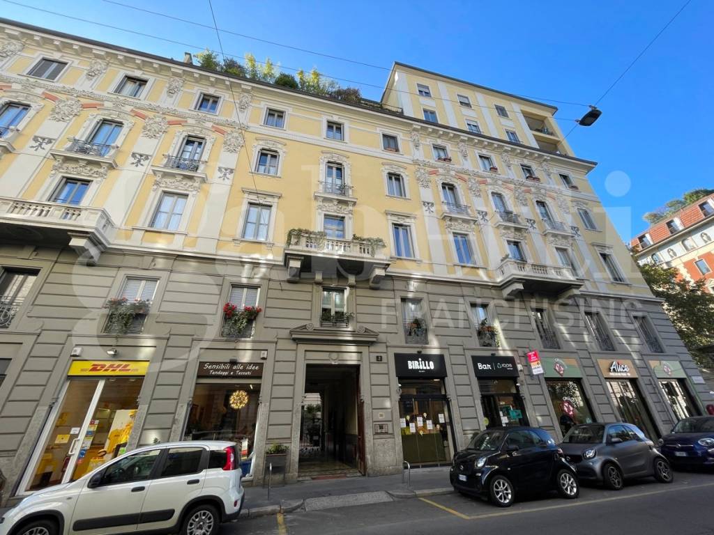 Vendita Appartamento Milano. Trilocale in via Spartaco, 2. Ottimo stato ...