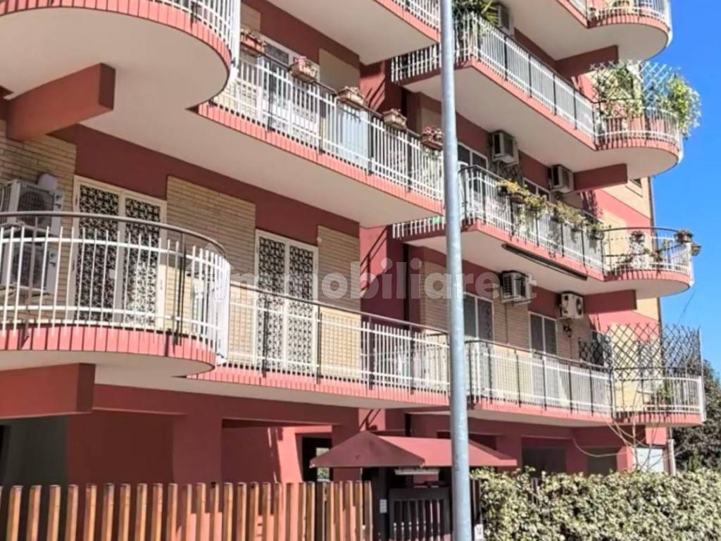 Vendita Appartamento in via Pietro Negroni. Roma. Da ristrutturare ...