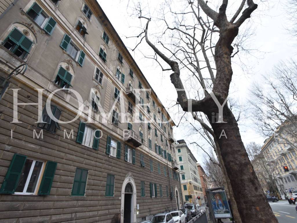 Vendita Appartamento Genova. Trilocale in corso Torino. Buono stato ...