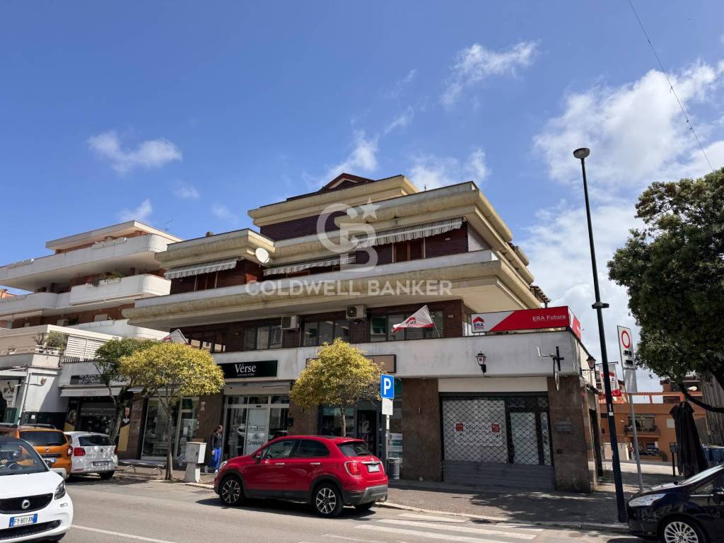 Vendita Appartamento in via Roma 30. Pomezia. Buono stato, secondo ...