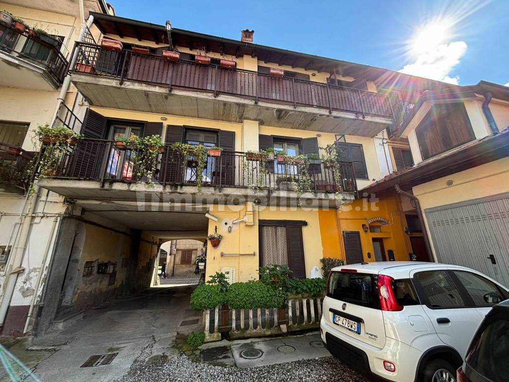 Vendita Appartamento Cambiago. Bilocale in via Giuseppe Garibaldi 24 ...