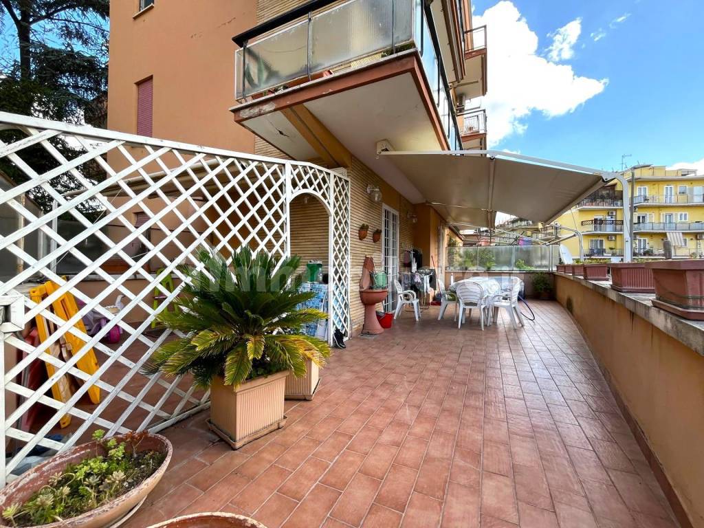 Vendita Appartamento Roma. Trilocale in via Teodolfo Mertel. Ottimo ...