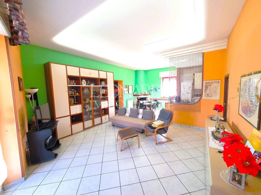 Vendita Appartamento Napoli. Trilocale in via Marco Rocco di ...