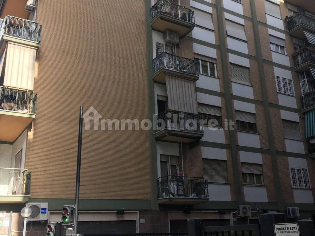 Garage - Box via Val Maggia, Roma, Rif. 120367718 - Immobiliare.it