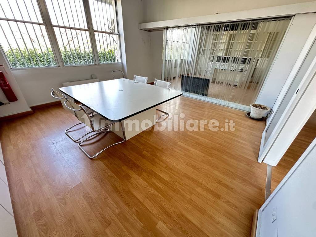 Ufficio - Studio Strada Padana Superiore 73, Cernusco sul Naviglio, Rif. 120373360 - Immobiliare.it