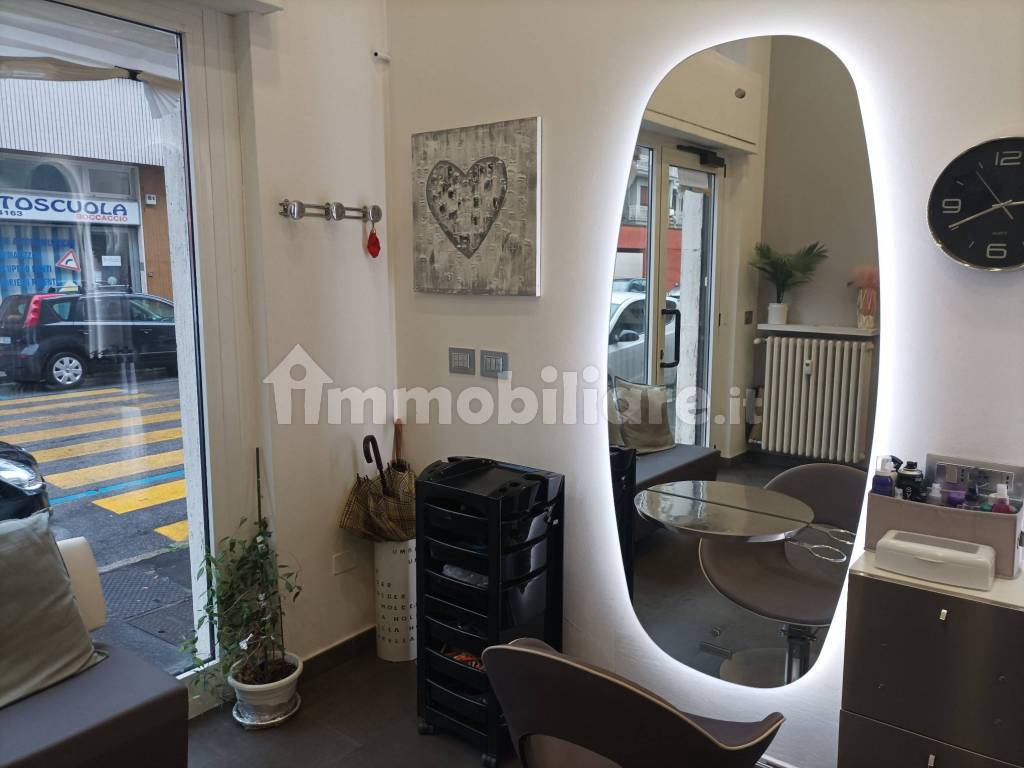 Parrucchiere - Barbiere via Giovanni Boccaccio 163, Sesto San Giovanni, Rif. 120374498 ...