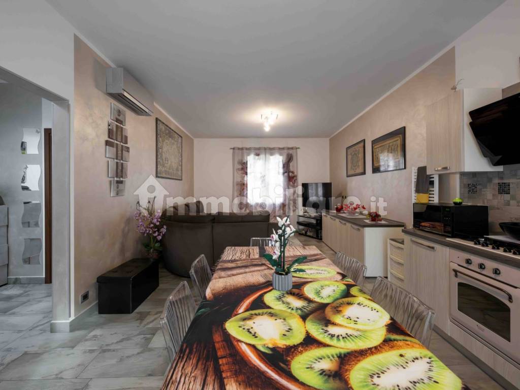 Vendita Appartamento San Cesario sul Panaro. Quadrilocale in via Cesare ...