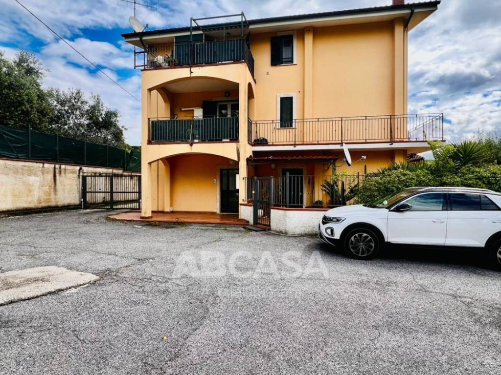 Vendita Appartamento Velletri. Trilocale in via dello Speziale. Ottimo ...