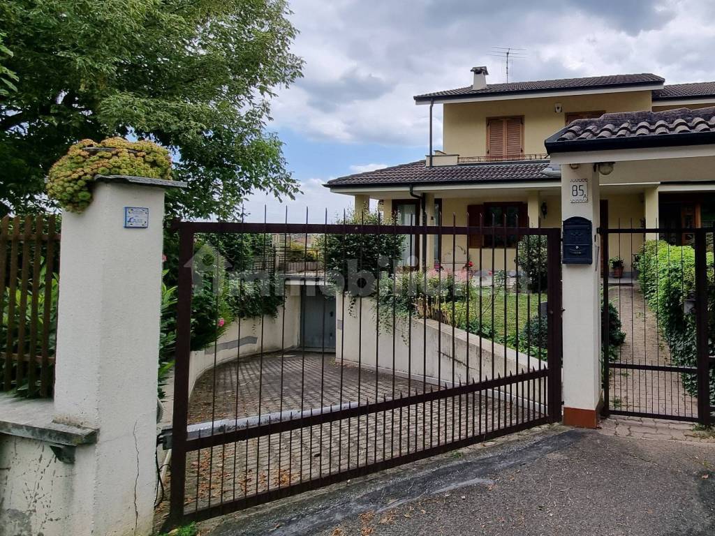 Vendita Villa unifamiliare in Strada Vecchia del Moriondo 85 Moncalieri ...
