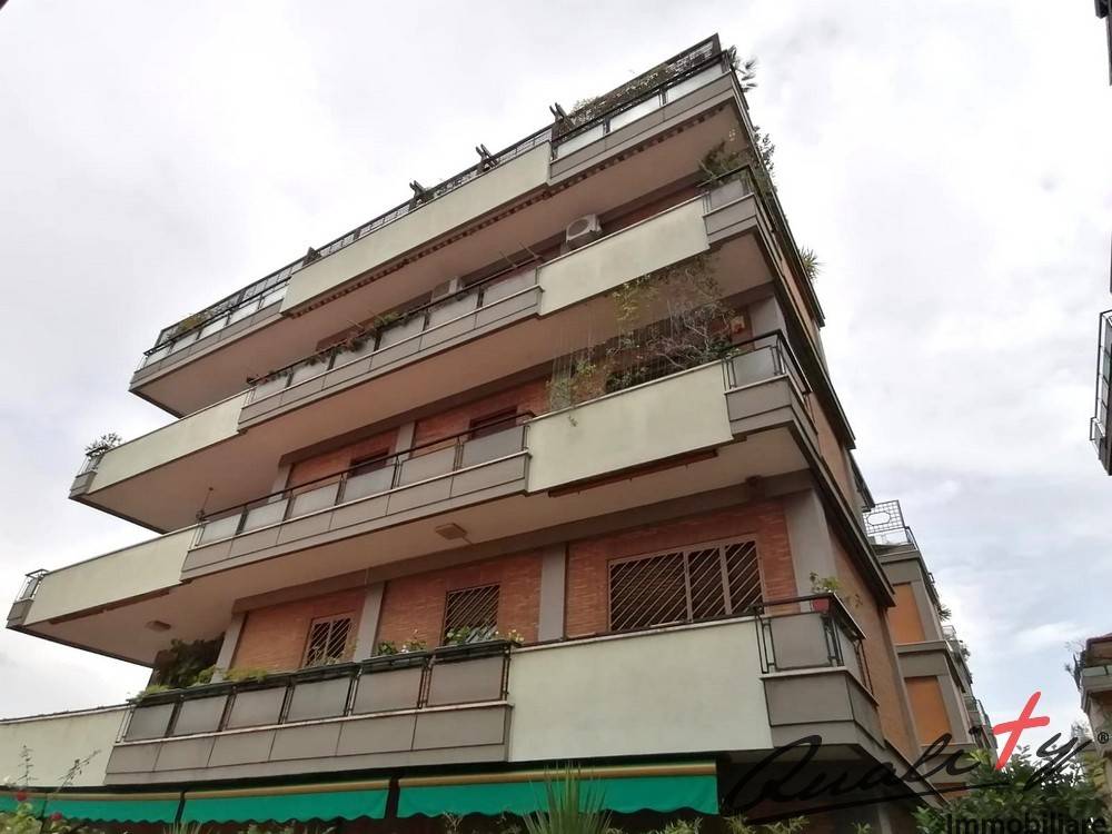 Affitto Mansarda in via Giuseppe Belluzzo 1 Roma. Buono stato, rif ...