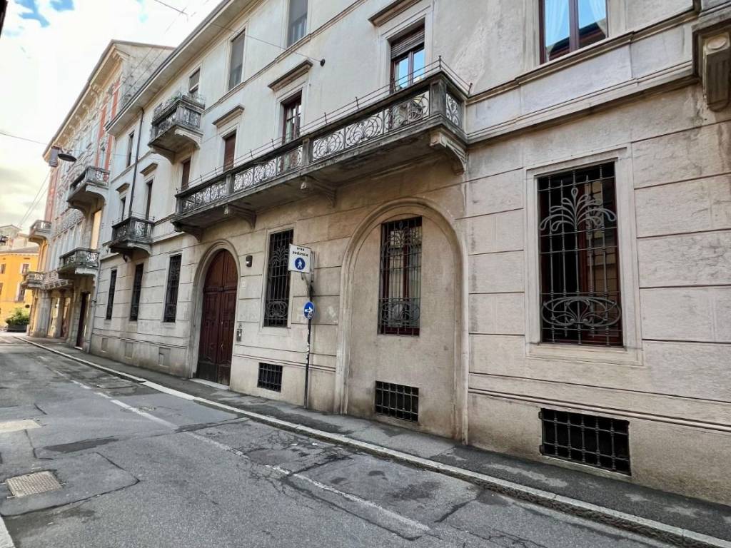 Vendita Appartamento Cremona. Bilocale in via Palestro. Da ...