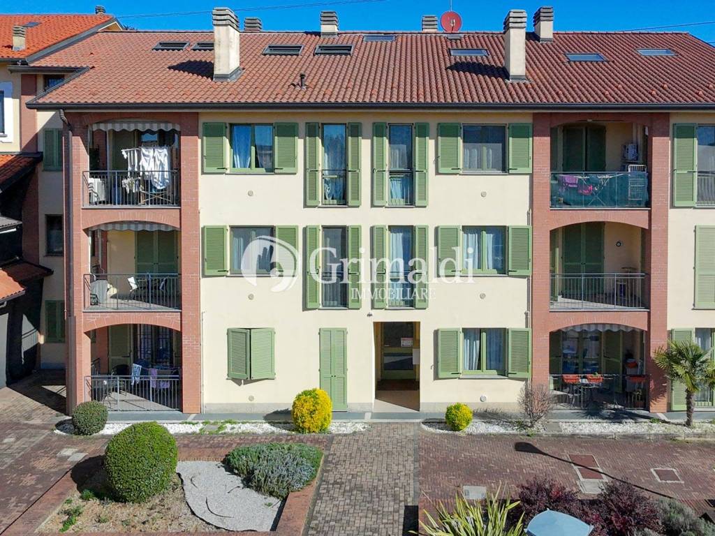 Vendita Appartamento Correzzana. Trilocale in via Roma 19. Buono stato ...