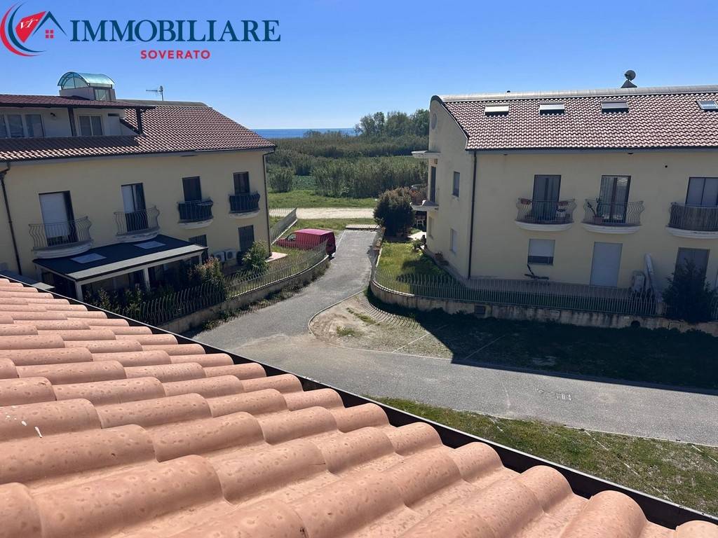 Vendita Appartamento Satriano. Bilocale in via Pietro Nenni 17. Buono ...